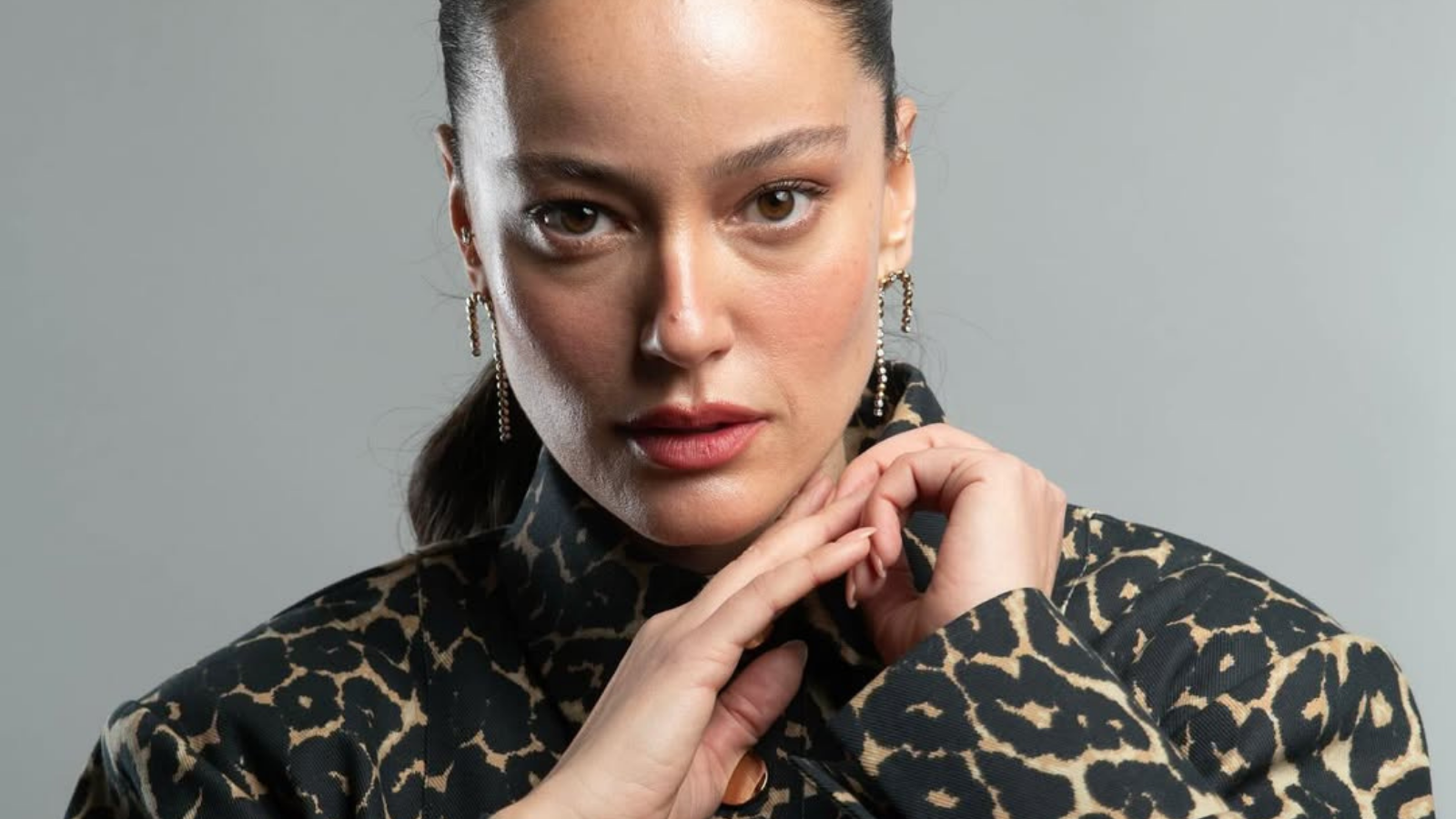 Pelin Akil ve Anıl Altan Boşanma İddialarına Yanıt Verdi - Evos Angels