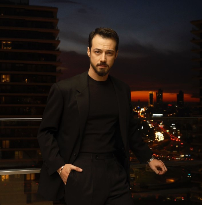 Mert Yazıcıoğlu: Kuruluş Orhan'ın Yıldızı ve Oyunculuk Kariyeri ...