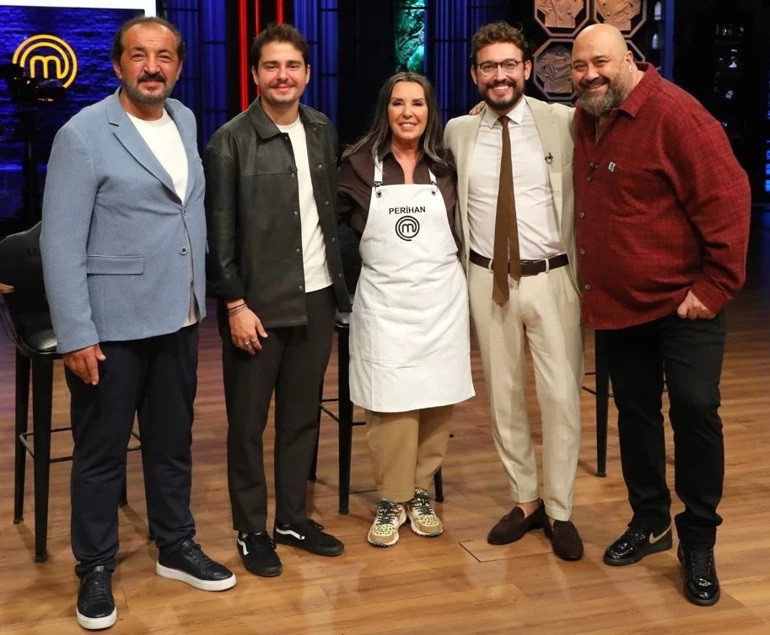 Savaş Zafer: MasterChef'in Yıldızı ve Ünlü Şef Perihan Savaş'ın Oğlu ...